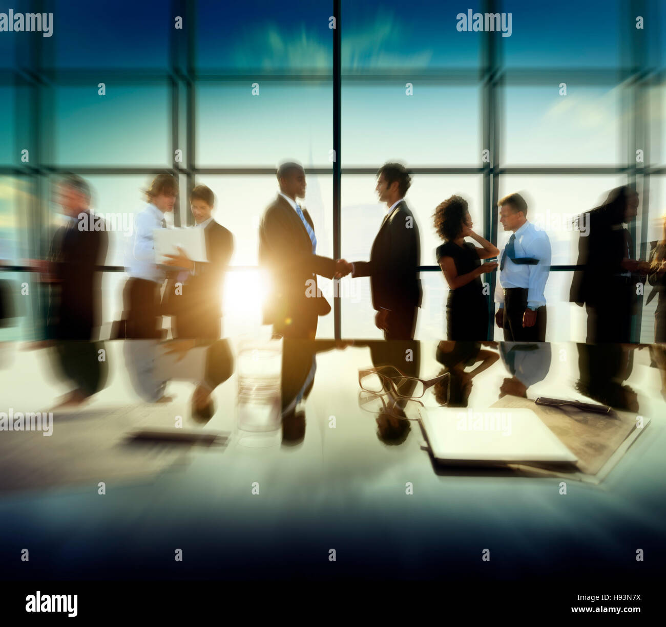 Partnership meeting hi-res stock photography and images - Alamy