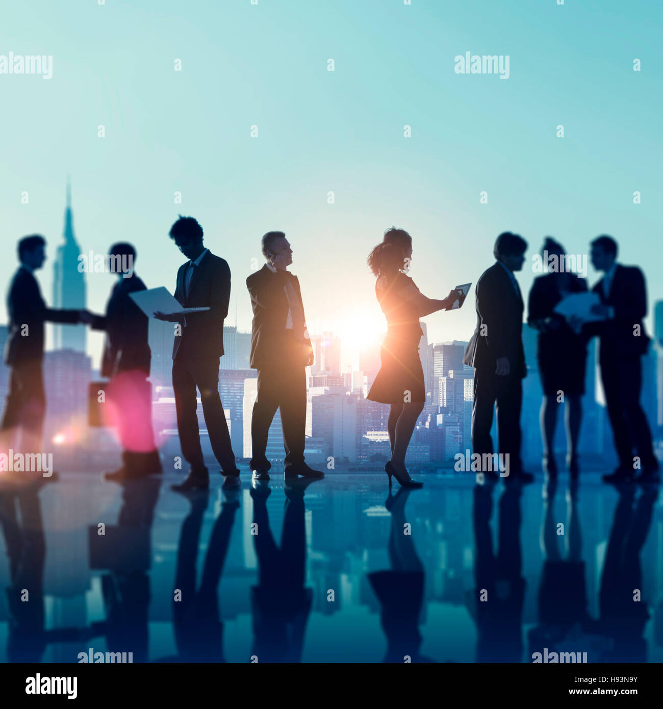 Multi ethnic business colleagues rooftop hi-res stock photography and ...