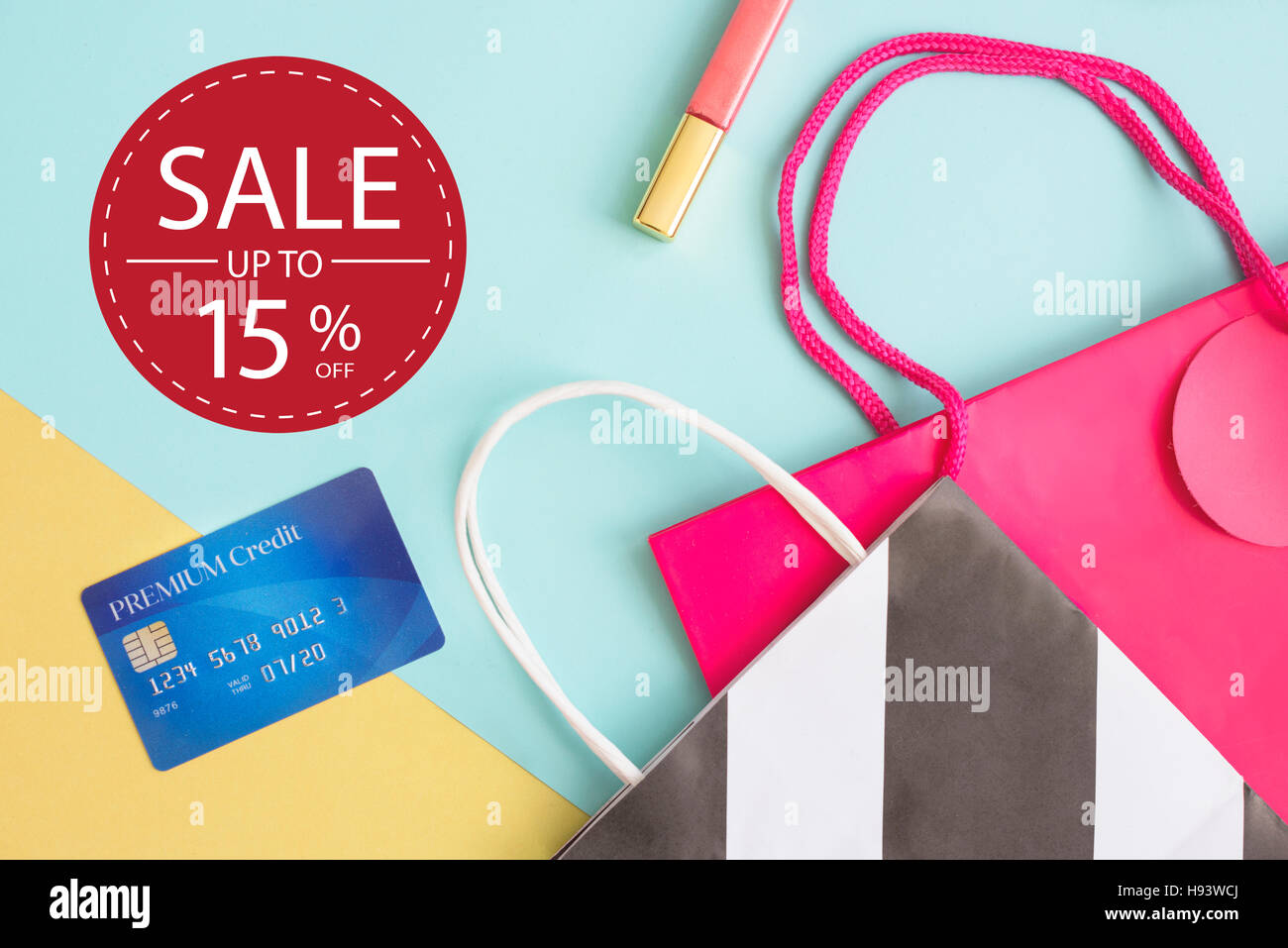 Online rebate discount internet hi-res stock photography and images - Alamy