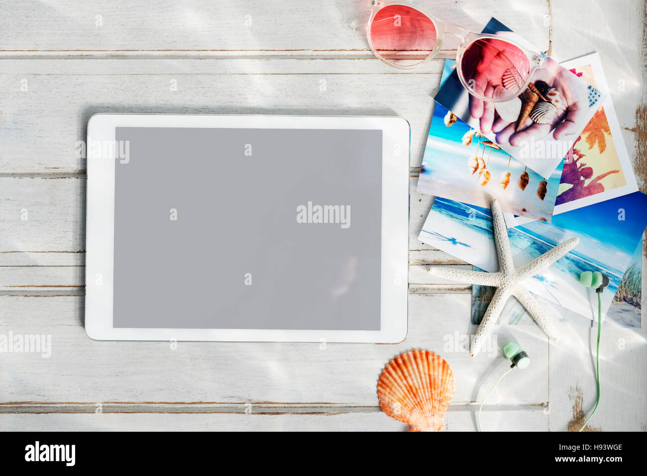 Digital Tablet Summer Vacation Sea Beach Concept Stock Photo - Alamy