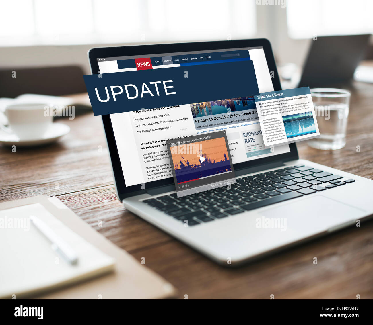 Update Trends Report News Flash Concept Stock Photo - Alamy