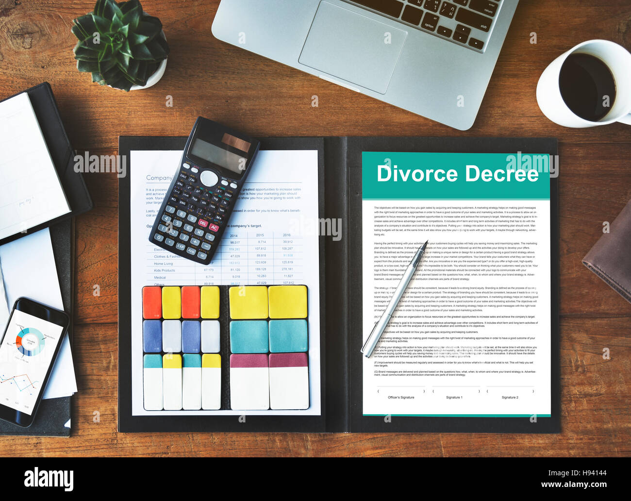 Divorce Agreement Decree Document Break up Concept Stock Photo - Alamy