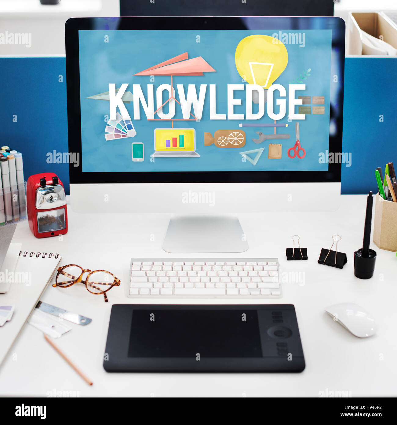 Knowledge School Course Degree Graphics Concept Stock Photo - Alamy