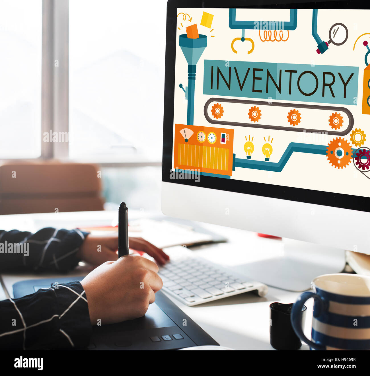 Inventory management system hi-res stock photography and images - Alamy