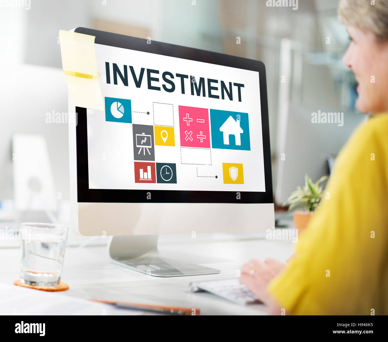 Investment Property House Chart Concept Stock Photo - Alamy