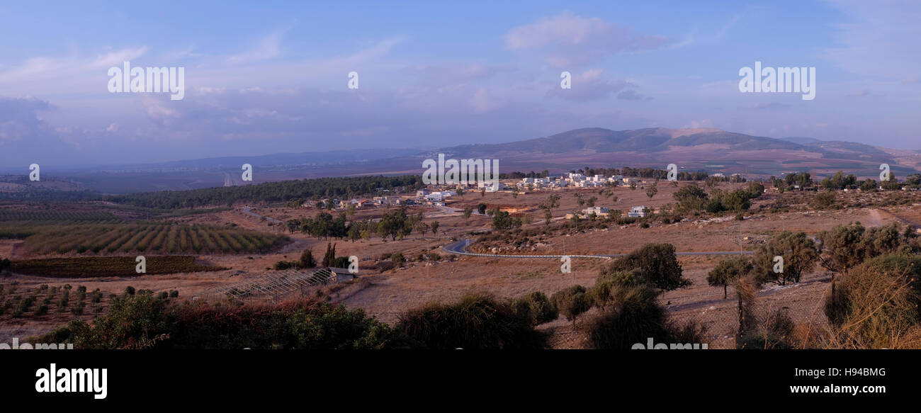 Panoramic view from the slopes of Mount Gilboa toward the Jezreel ...