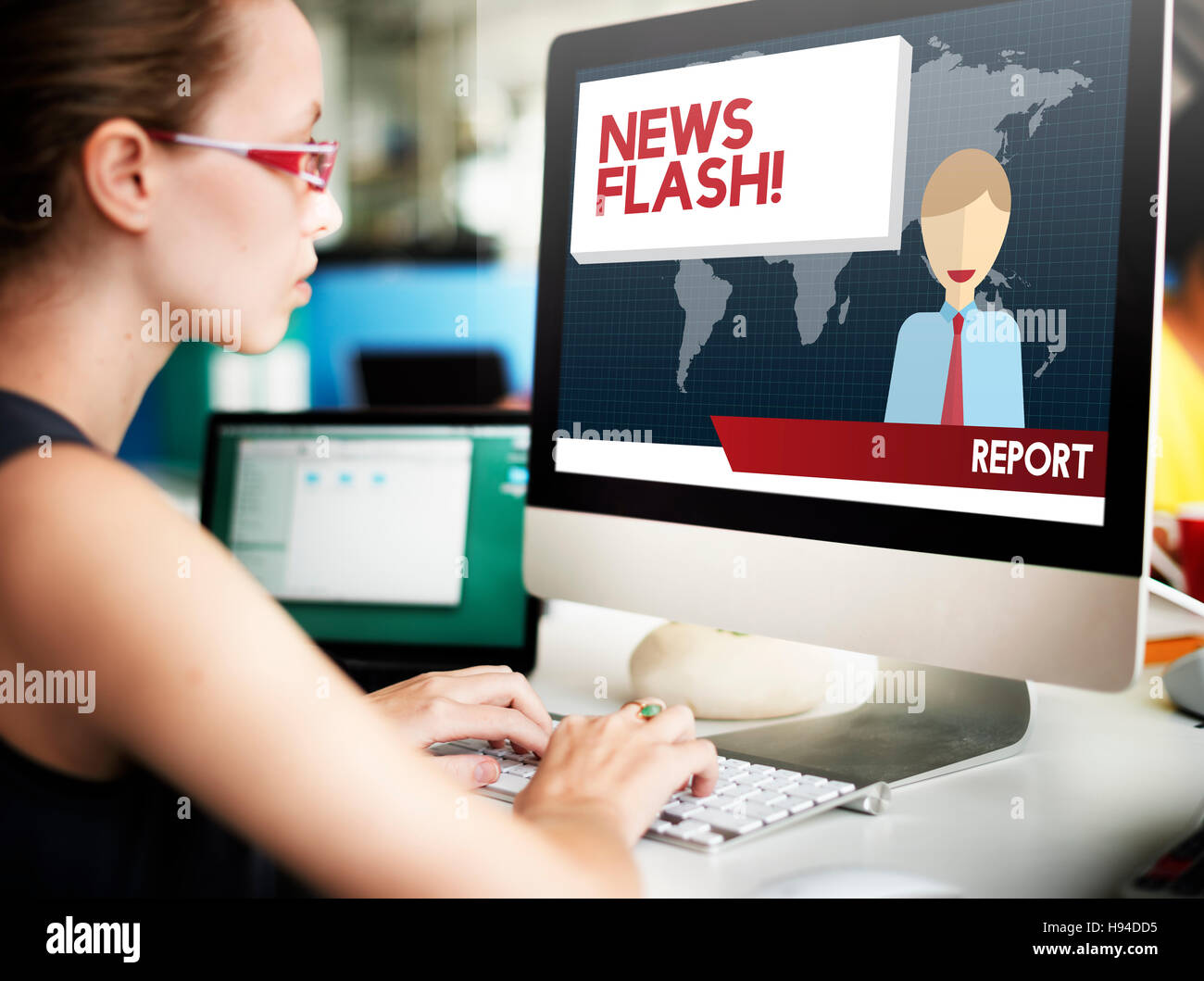 News Flash Announcement Breaking News Report Concept Stock Photo - Alamy