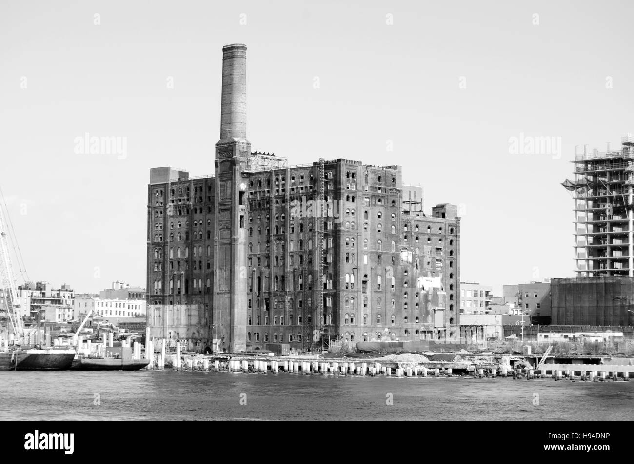 Derelict building in Brooklyn, New York Stock Photo - Alamy