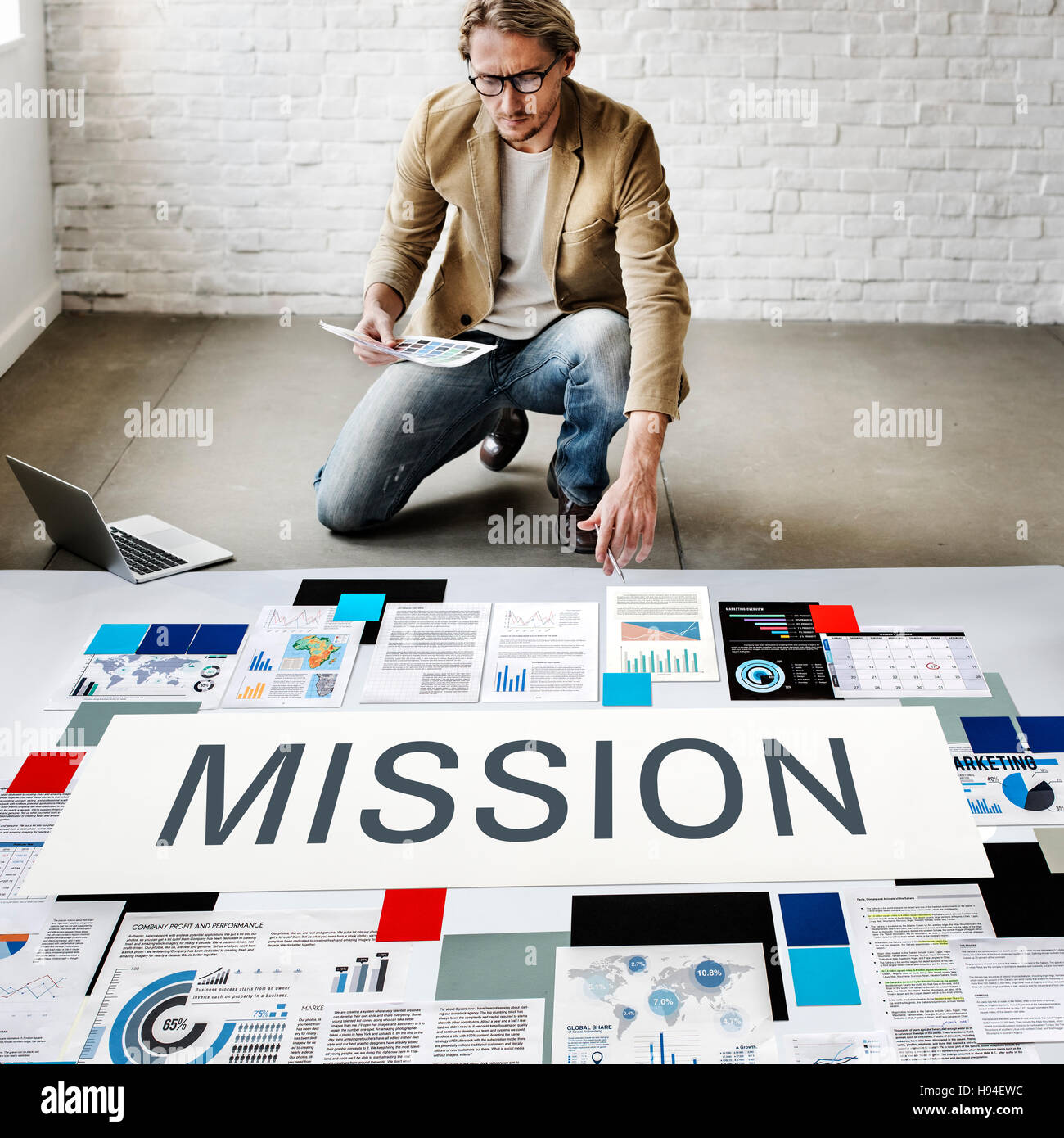 Mission Aim Goals Motivation Target Vision Concept Stock Photo - Alamy