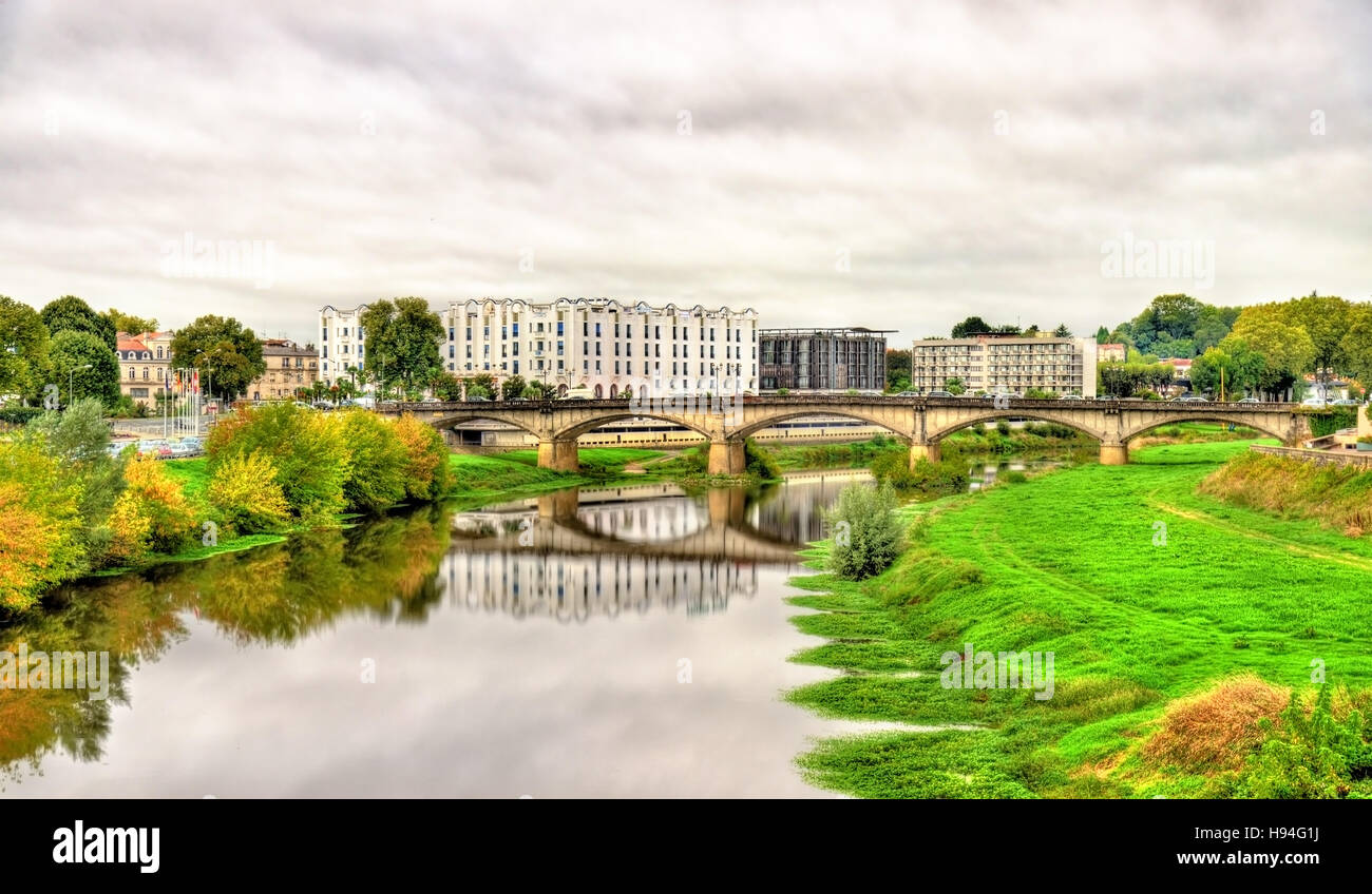 View of the Adour River in Dax - France, Landes Stock Photo - Alamy