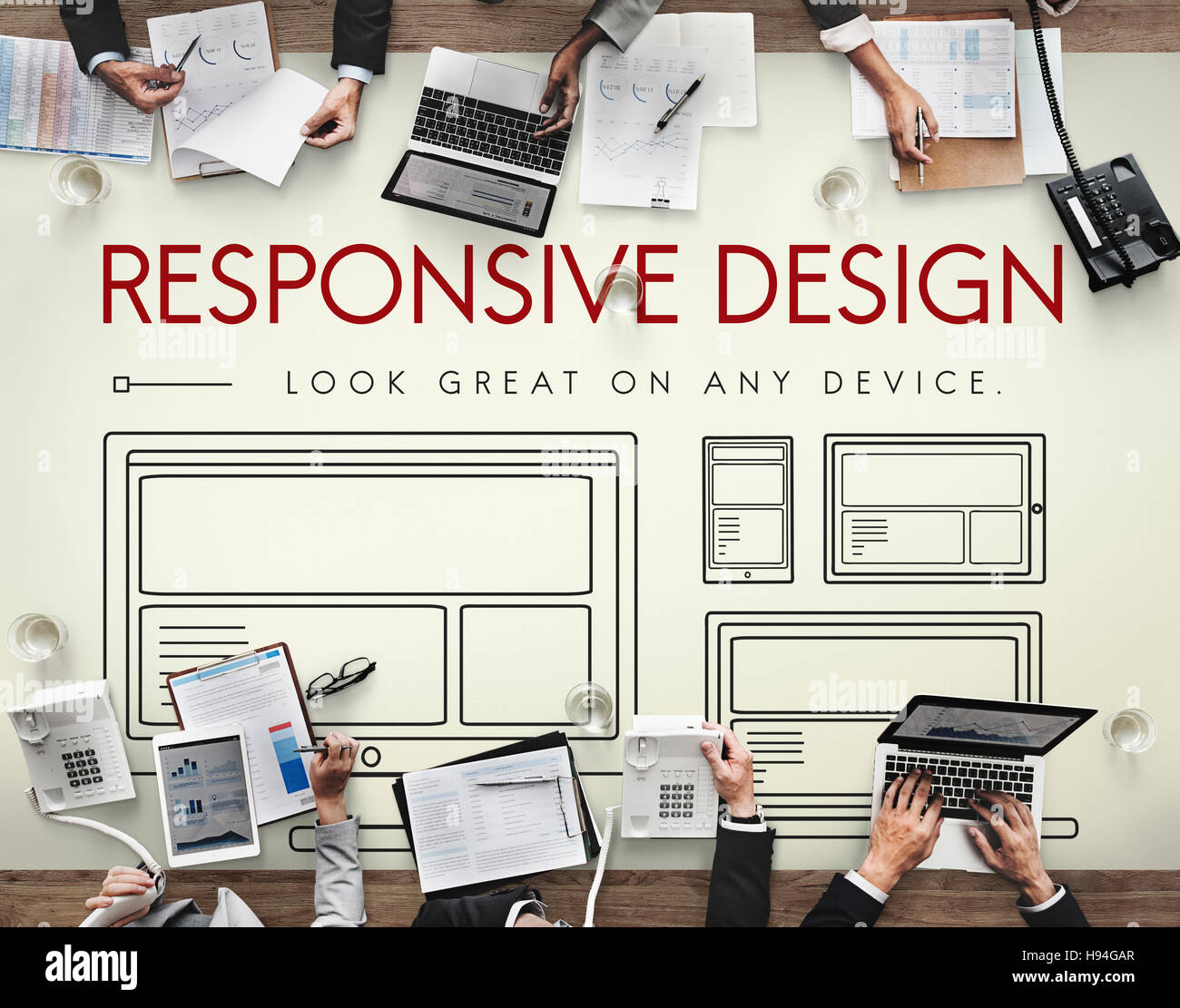 Responsive Design Layout Webpage Template Concept Stock Photo - Alamy