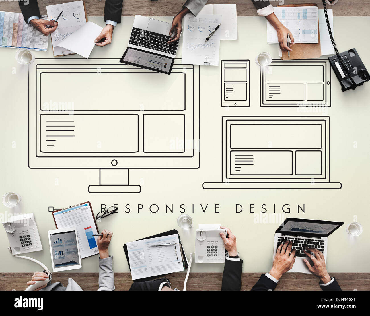 Responsive Design Layout Connection Content Concept Stock Photo - Alamy