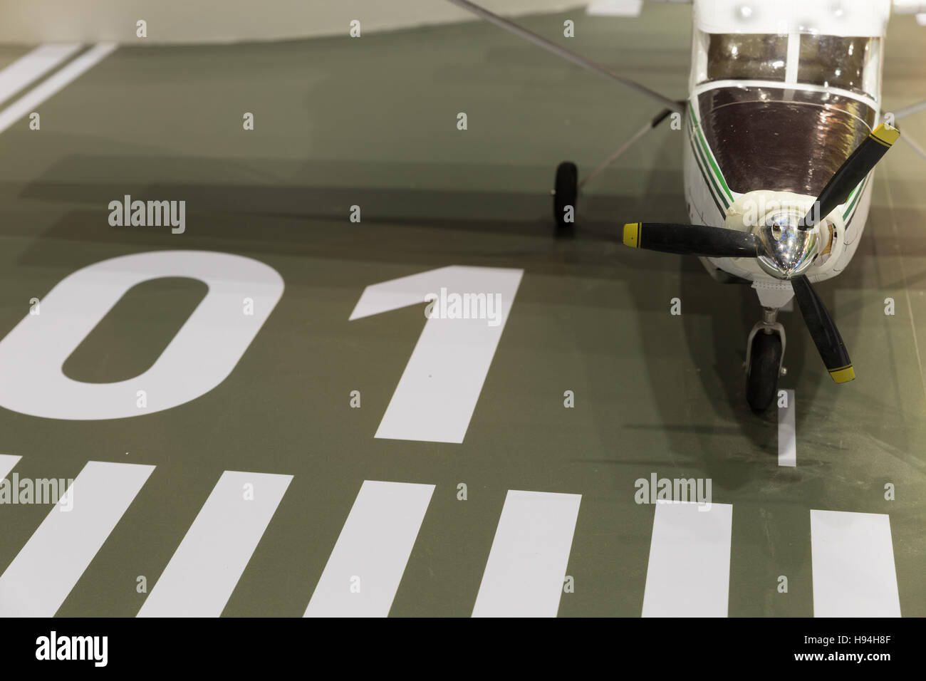 white airplane aircraft aeroplane metal miniature model Stock Photo - Alamy