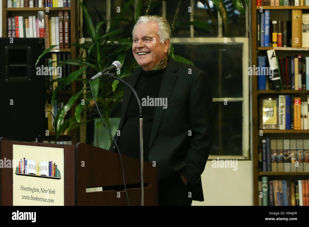 Actor robert wagner hi-res stock photography and images - Alamy