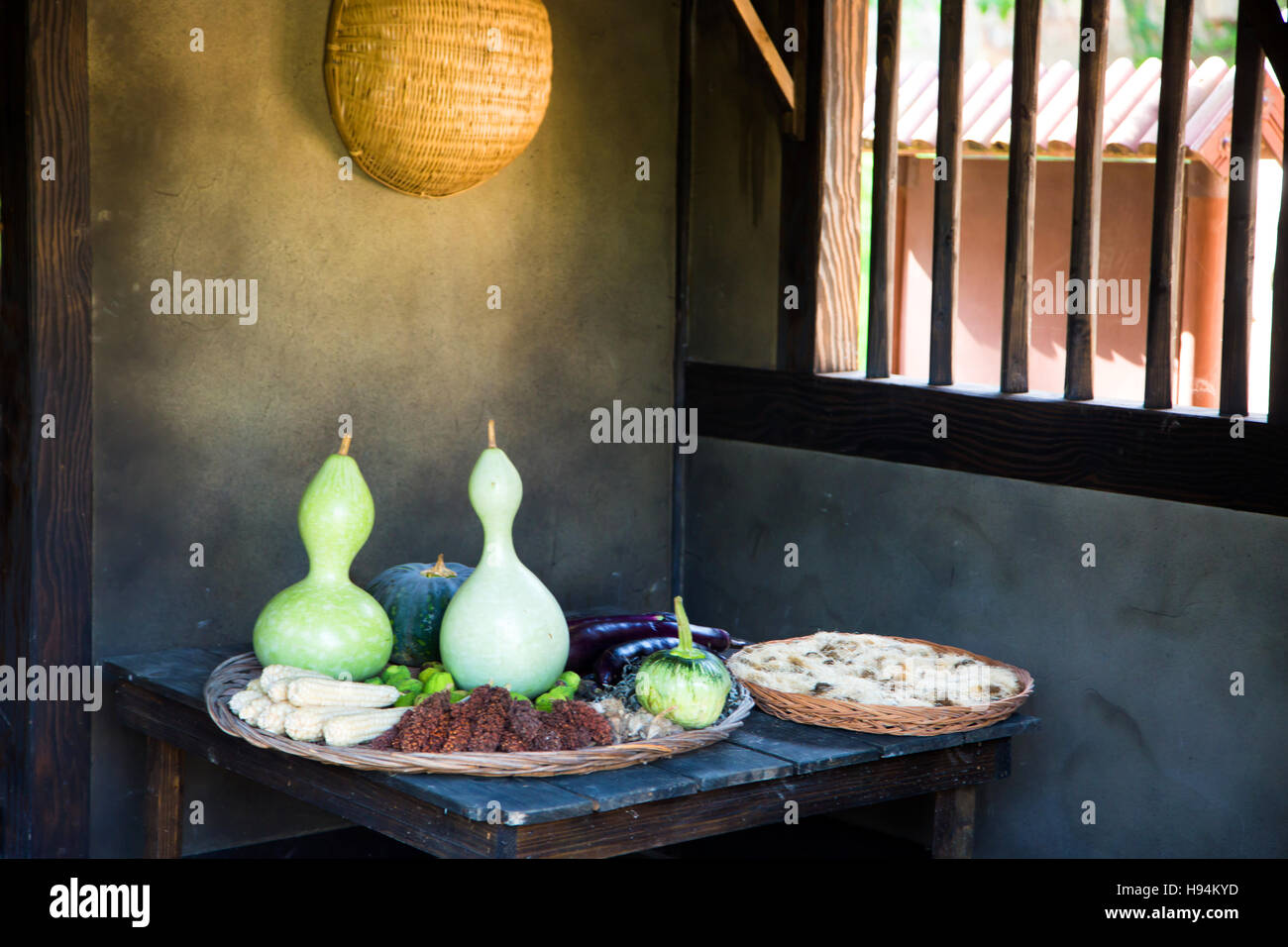 Folk kitchens hi-res stock photography and images - Alamy