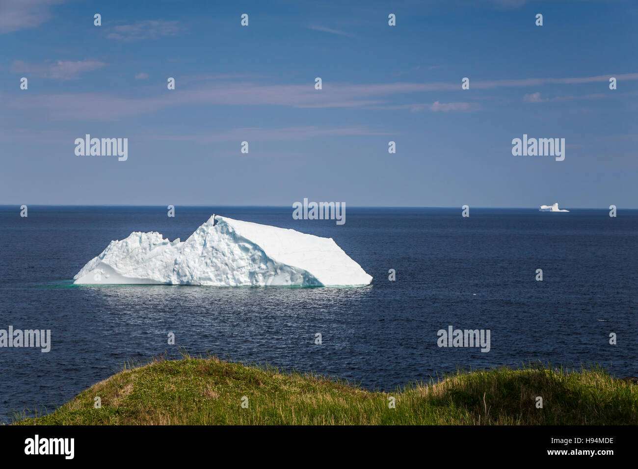 Newfoundland labrador icebergs hi-res stock photography and images - Alamy