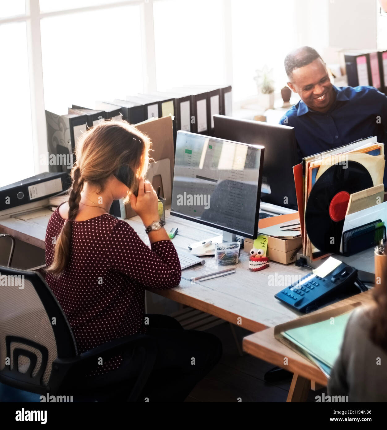 Coooperation hi-res stock photography and images - Alamy