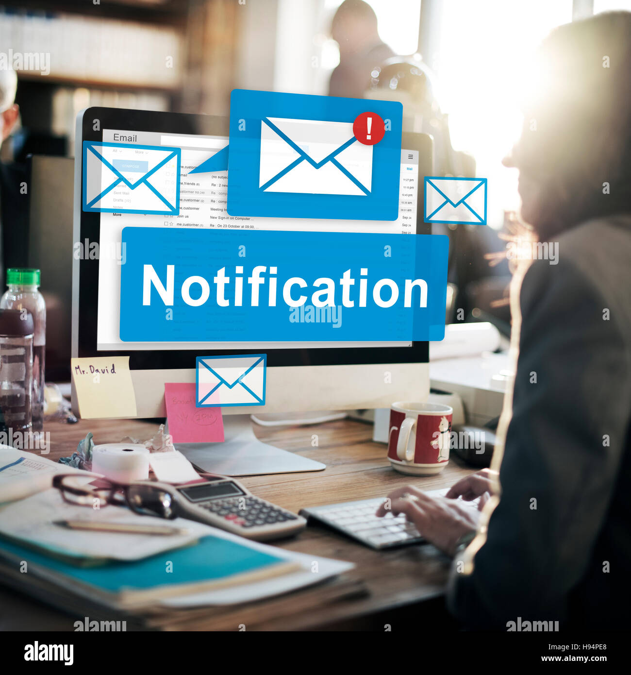 Social network alert hi-res stock photography and images - Alamy