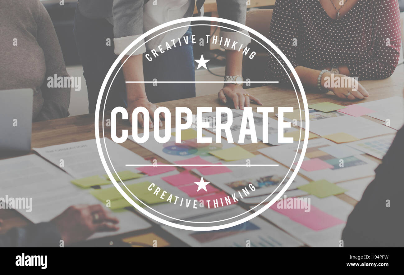 Collaboration and partnership hi-res stock photography and images - Alamy