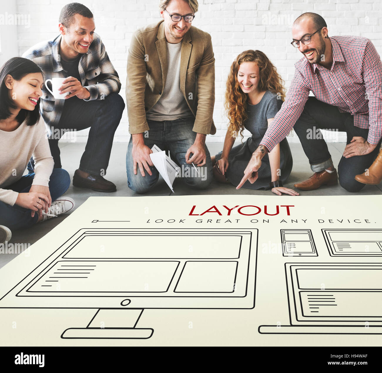 Responsive Design Layout Connection Content Concept Stock Photo - Alamy