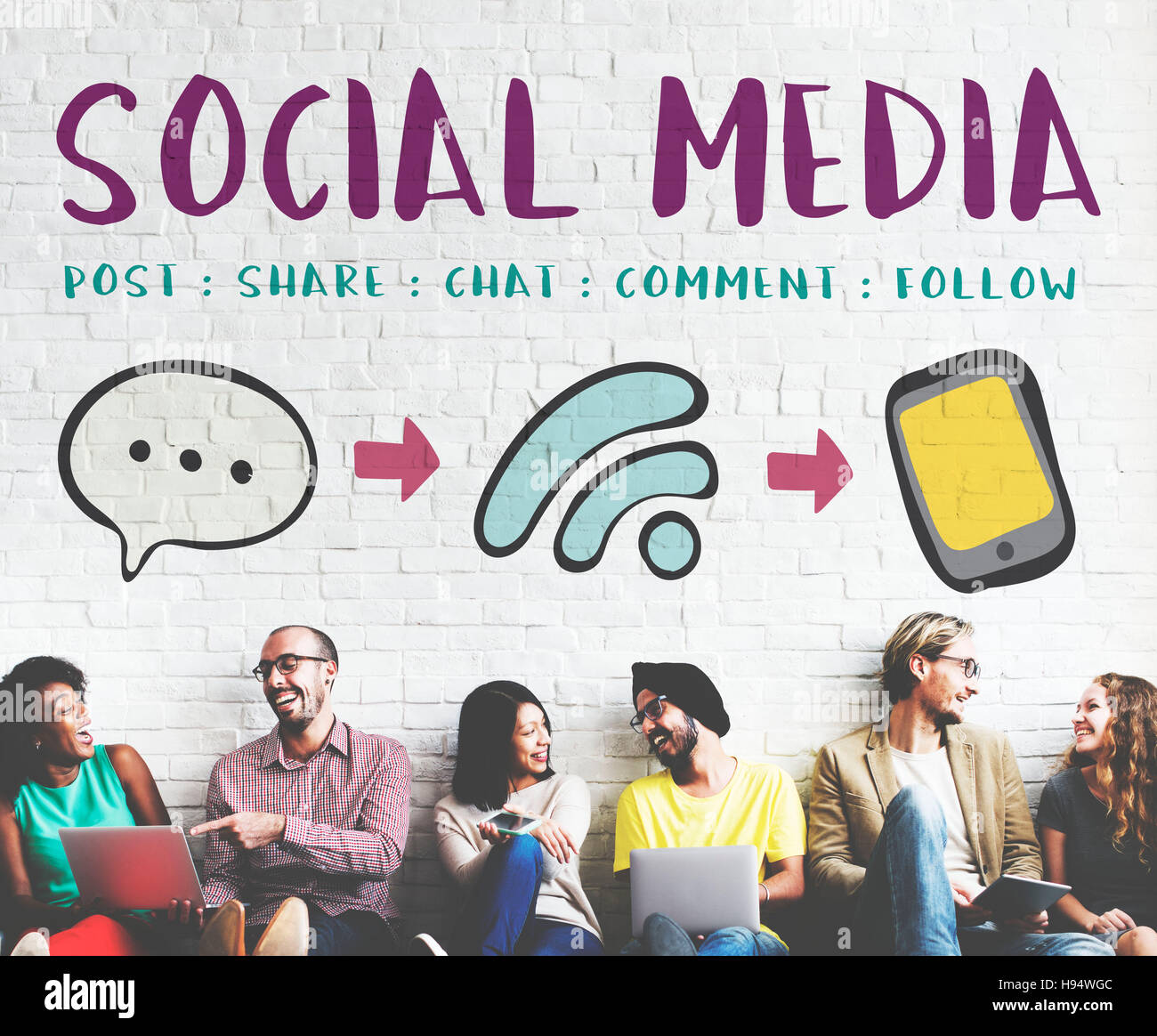 Social Media Communication Message Connecting Concept Stock Photo - Alamy
