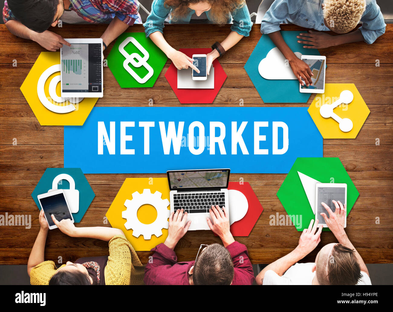 Networked system hi-res stock photography and images - Alamy