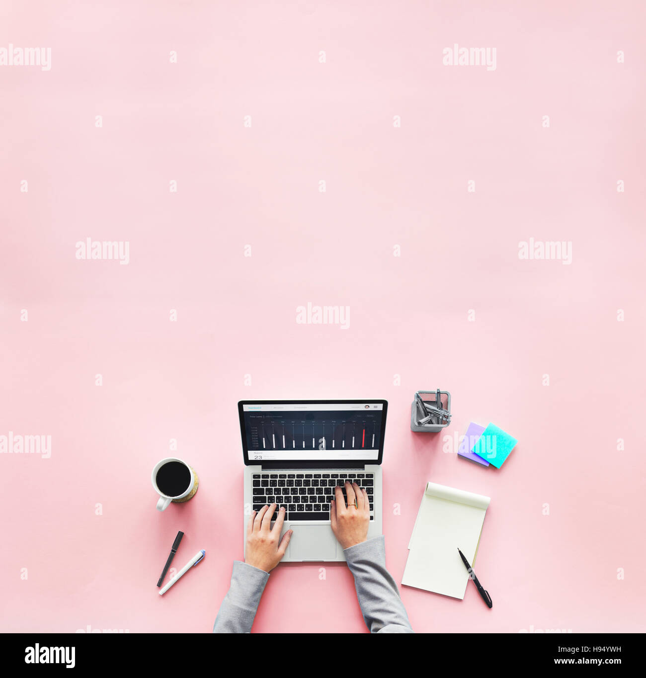 Computer Laptop Research Working Desk Concept Stock Photo - Alamy