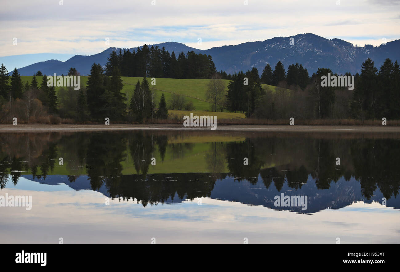 Lechbruck, Germany. 18th Nov, 2016. View of the Schmuttersee lake at ...