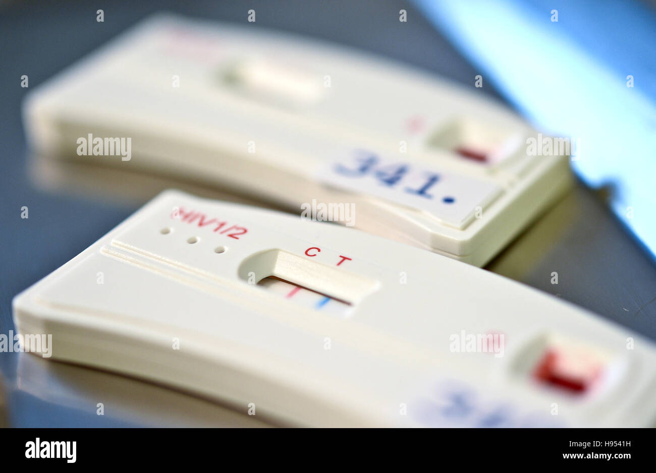 Hiv negative result hi-res stock photography and images - Alamy