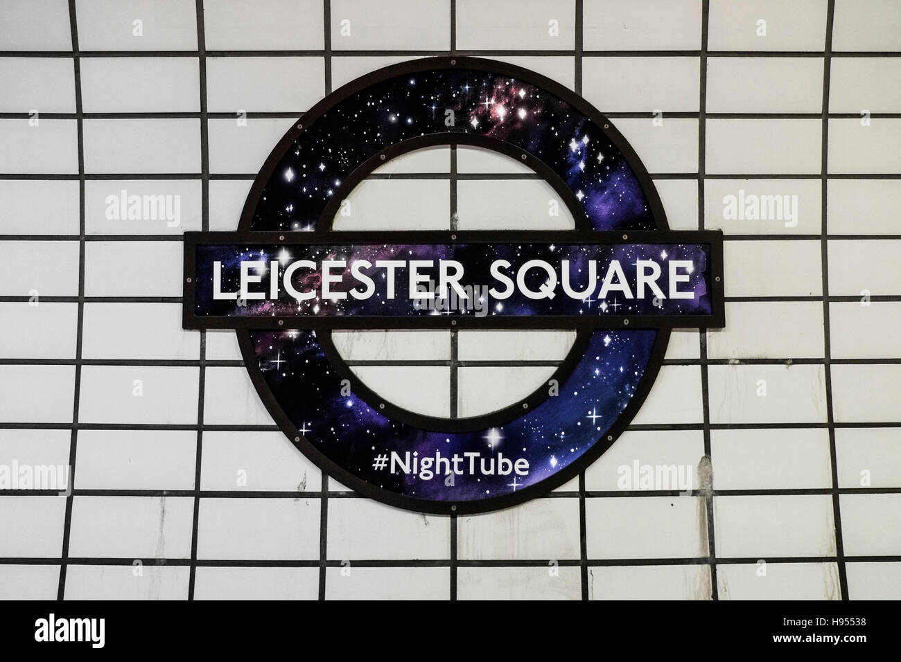 Night tube jubilee hi-res stock photography and images - Alamy