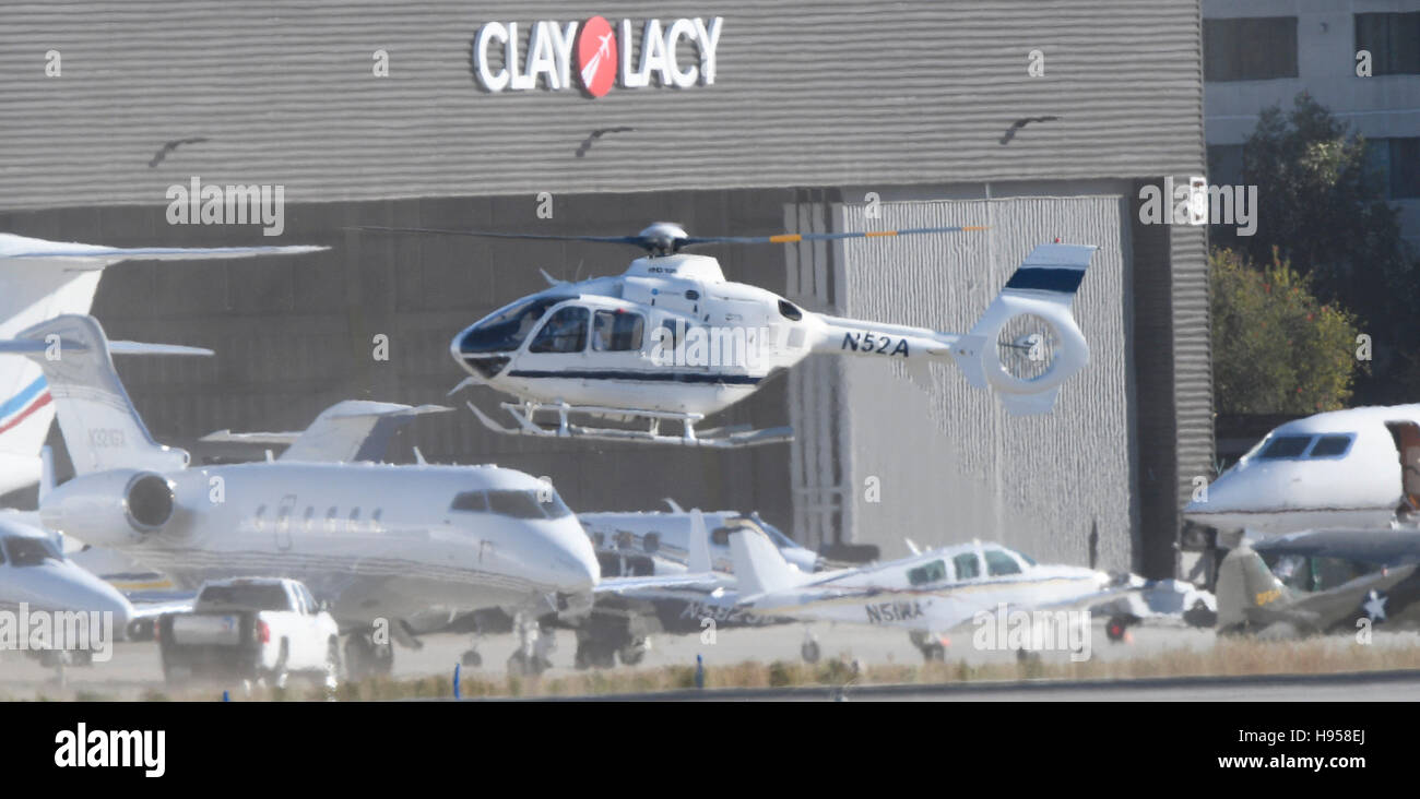 Van Nuys, California, USA. 18th Nov, 2016. Former test pilot Chuck ...