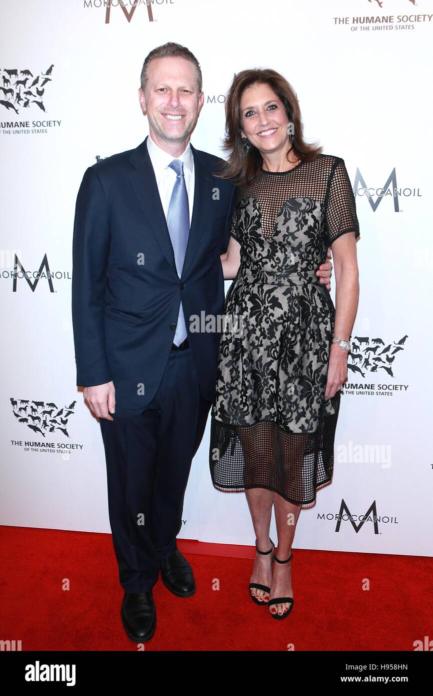 New York, NY, USA. 18th Nov, 2016. Steve Read at The Humane Society of ...