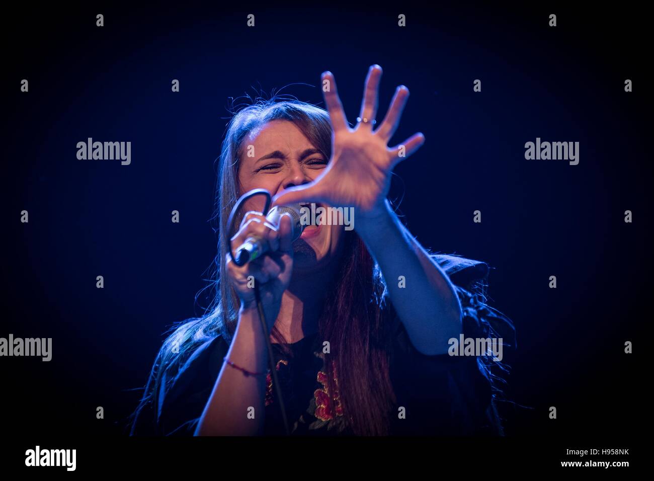 Vipra concerto live a Bergamo Stock Photo - Alamy