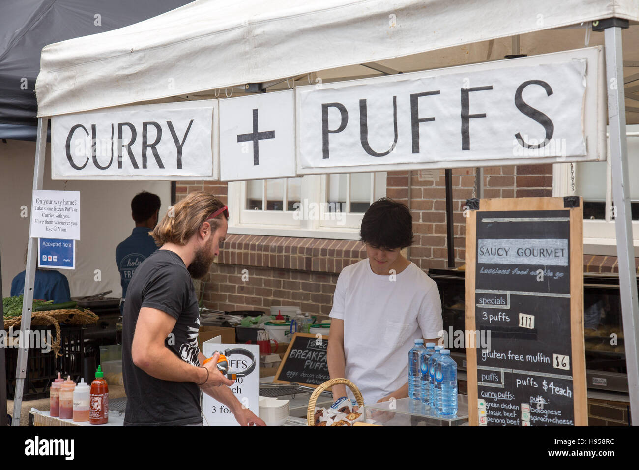 Stall selling curry puffs hi-res stock photography and images - Alamy