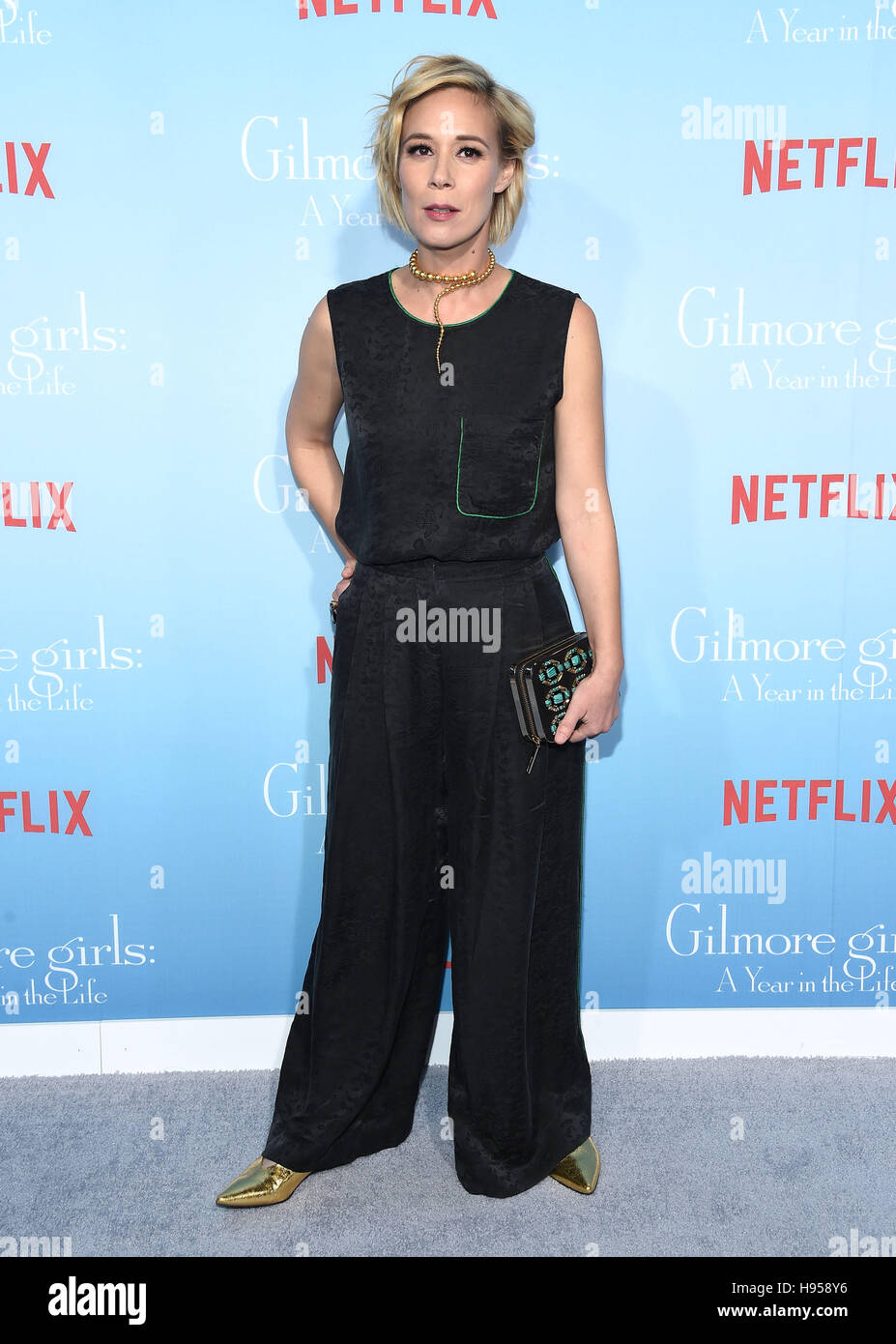 Westwood, California, USA. 18th Nov, 2016. Liza Weil arrives for the ...