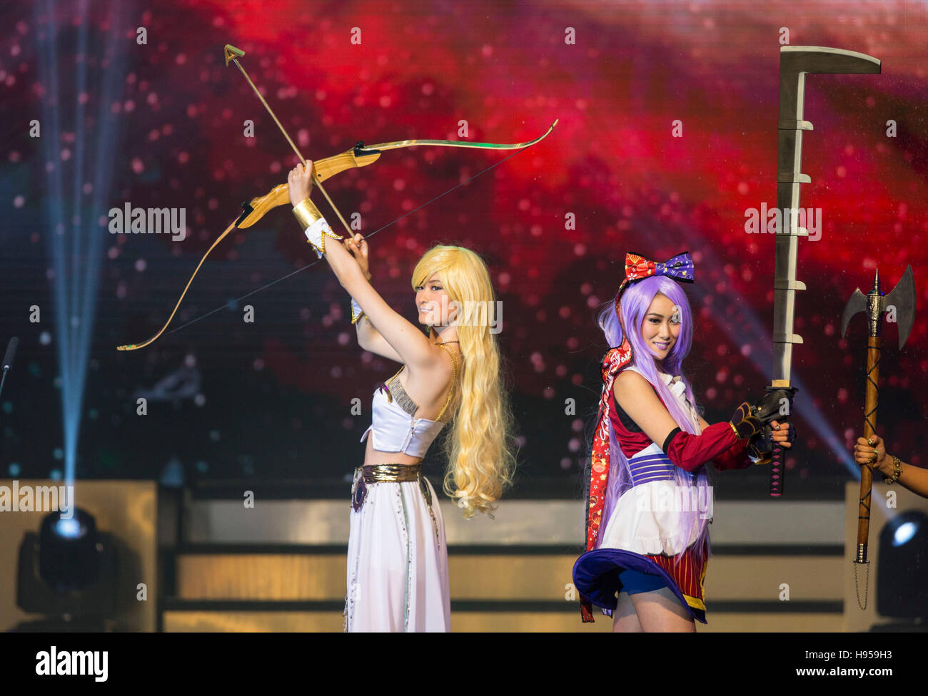 Toronto, Canada. 18th Nov, 2016. Contestants pose on stage during the ...
