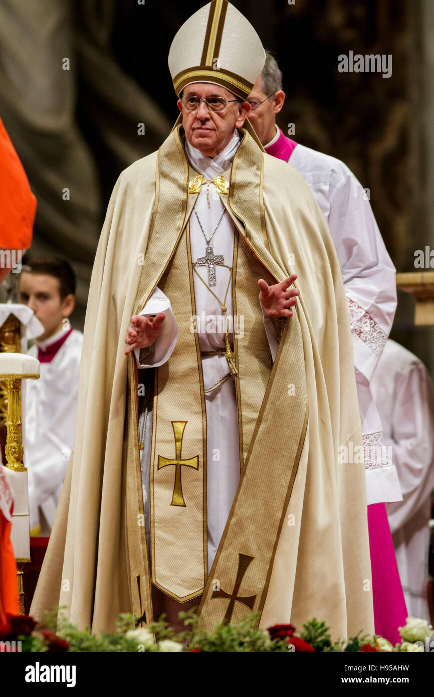 Vatican City, Vatican. 19th November, 2016. Pope Francis elevated 17 ...