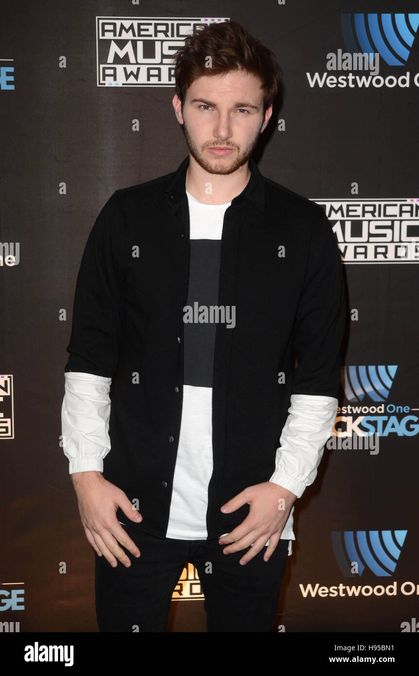 Los Angeles, California, USA. 18th Nov, 2016. AJ at Westwood One ...