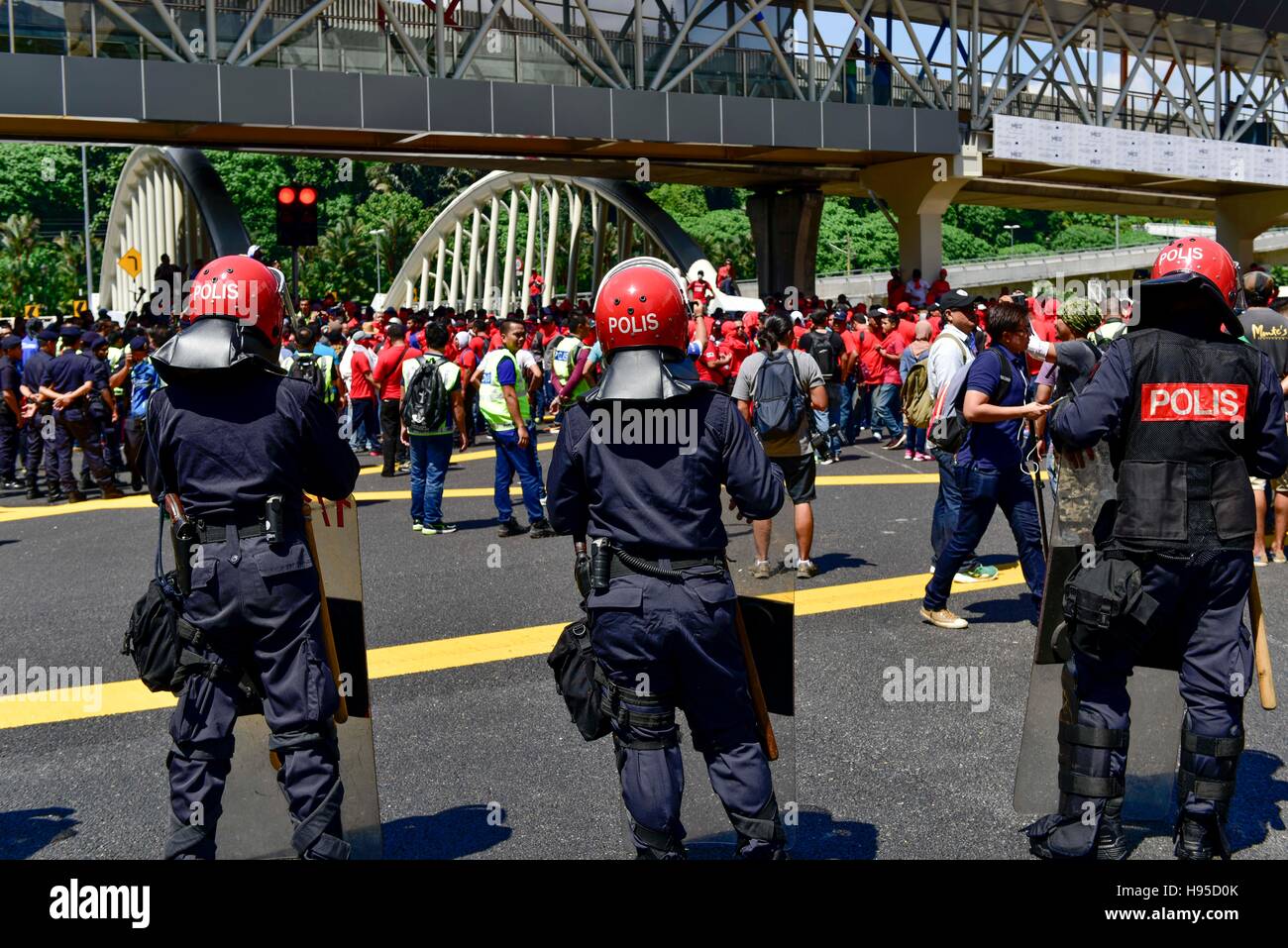 Police federal reserve unit fru hi-res stock photography and images - Alamy