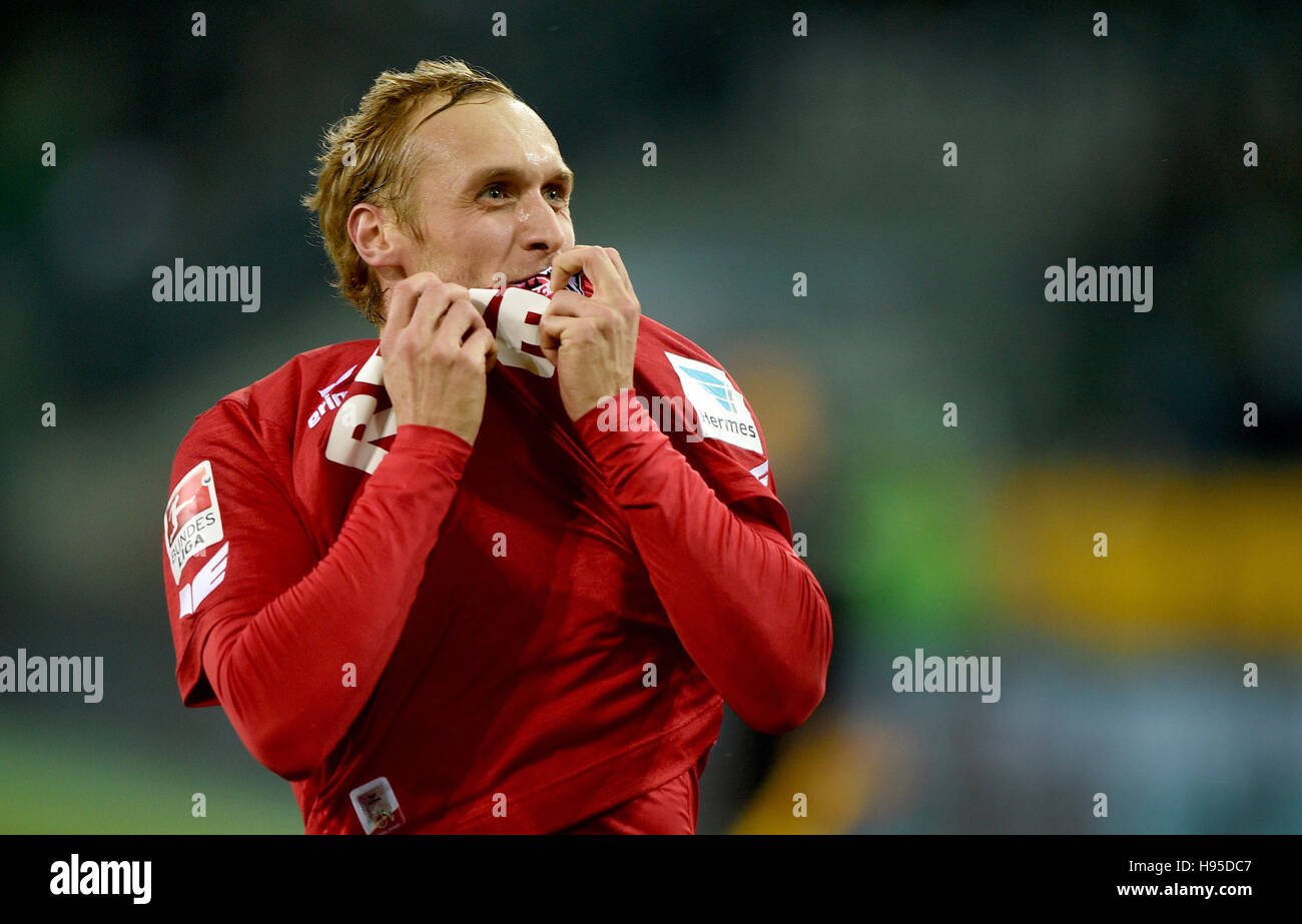 Moenchengladbach, Germany. 19th Nov, 2016. Koeln's Marcel Risse ...