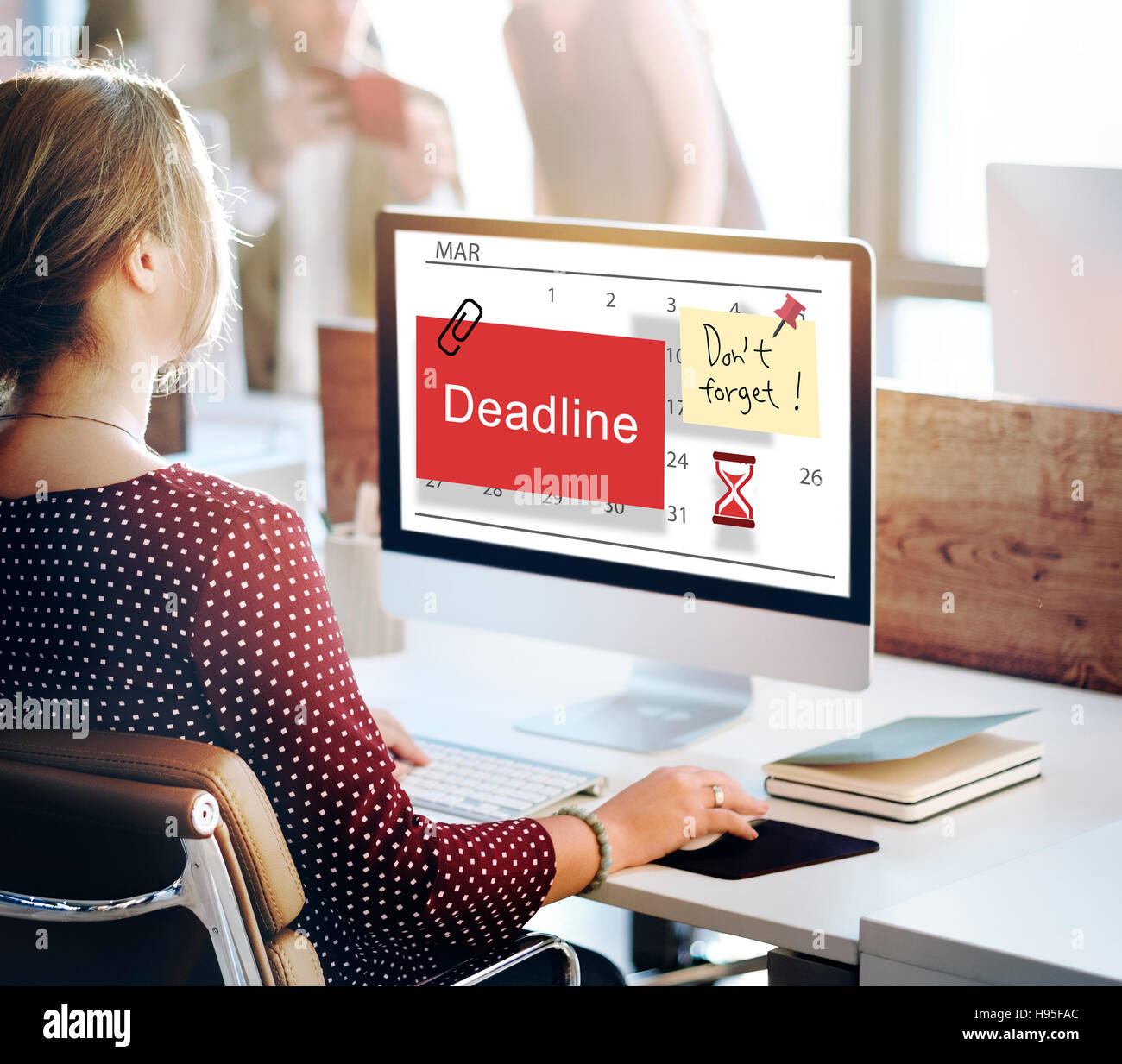 Deadline Note Calendar Planner Concept Stock Photo - Alamy