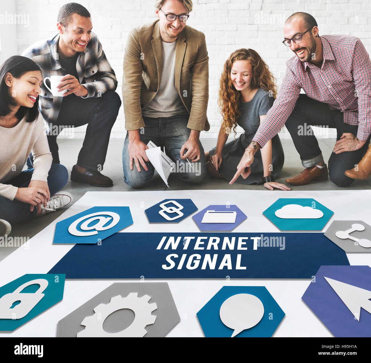 Internet signal hotspot networking hi-res stock photography and images ...