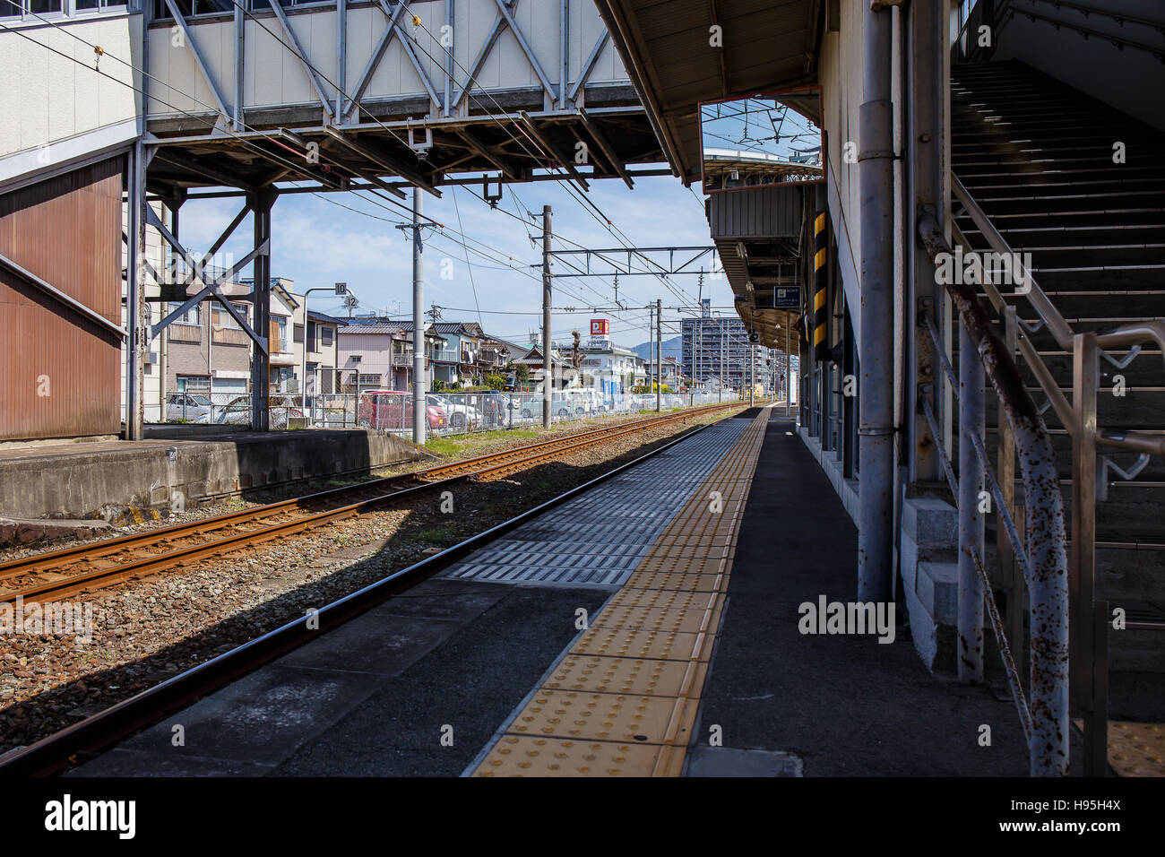 japan train station Stock Photo - Alamy