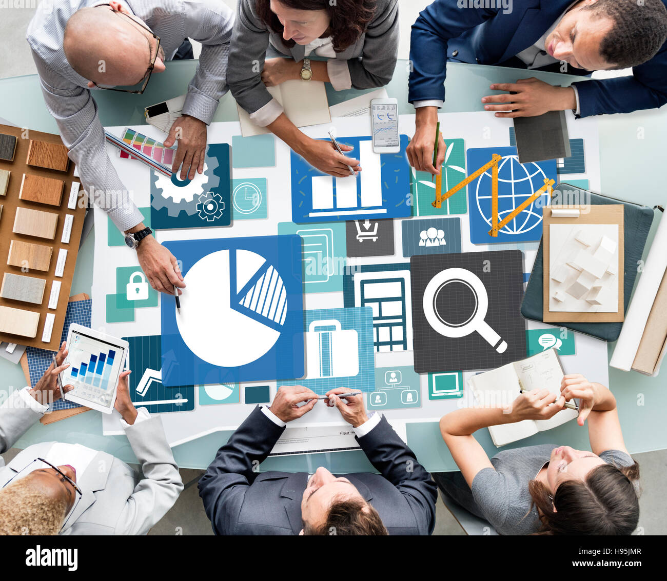 Business statistic hi-res stock photography and images - Alamy