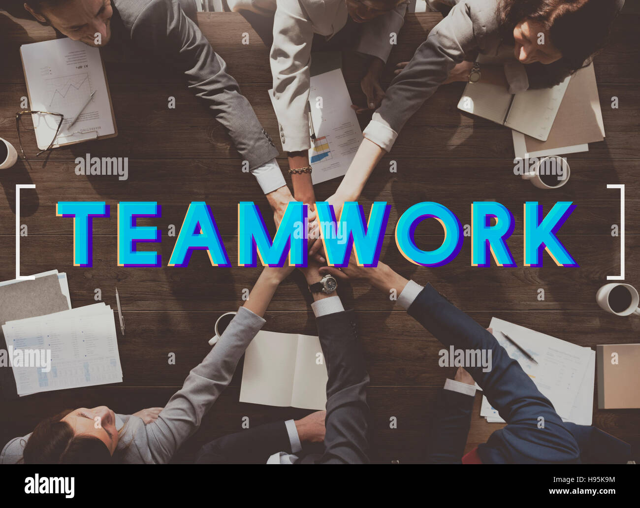 Teamwork agreement hi-res stock photography and images - Alamy