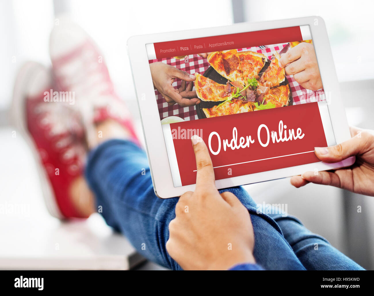 Online delivery service technology hi-res stock photography and images ...