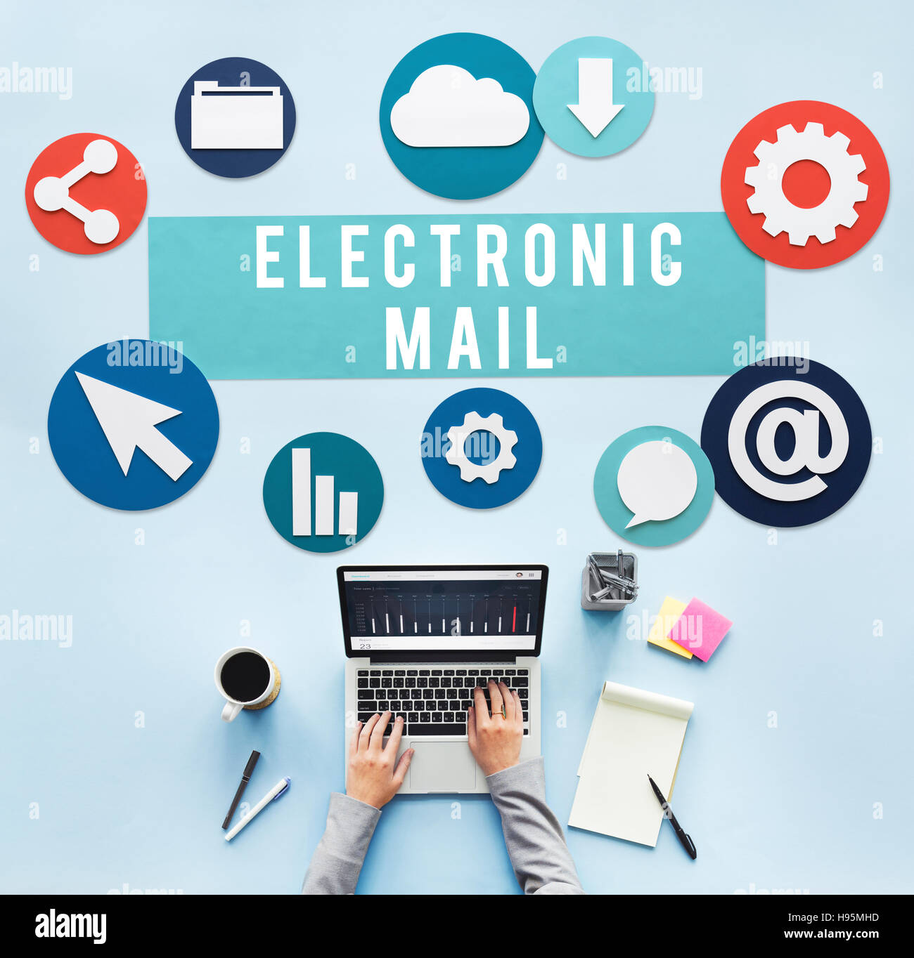 Online messaging symbols hi-res stock photography and images - Alamy