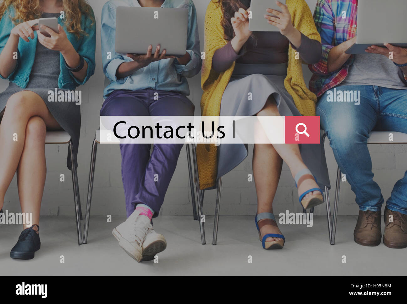 Communication customer hi-res stock photography and images - Alamy