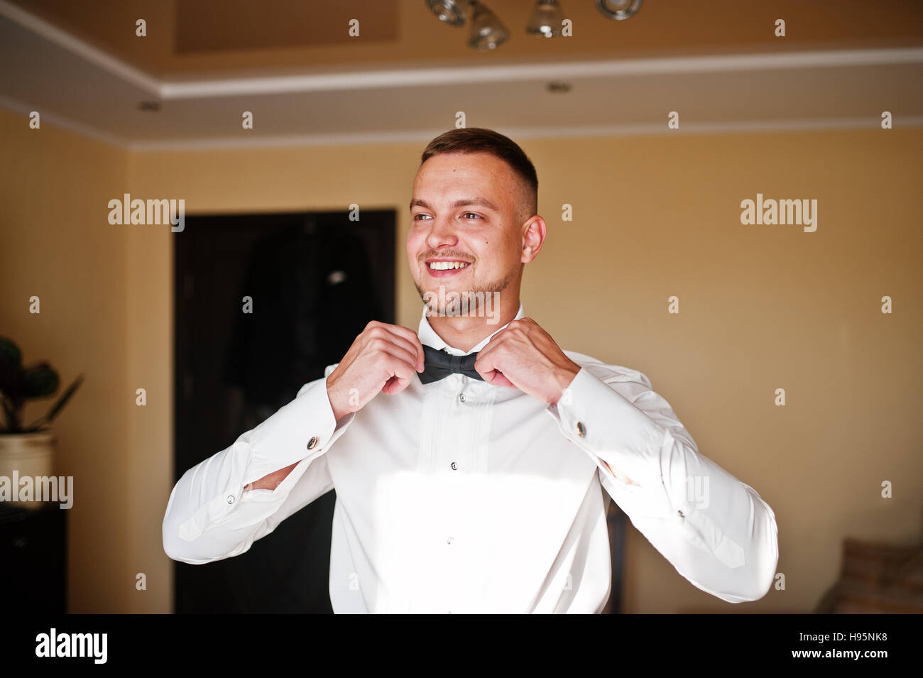 Undone collar hi-res stock photography and images - Alamy