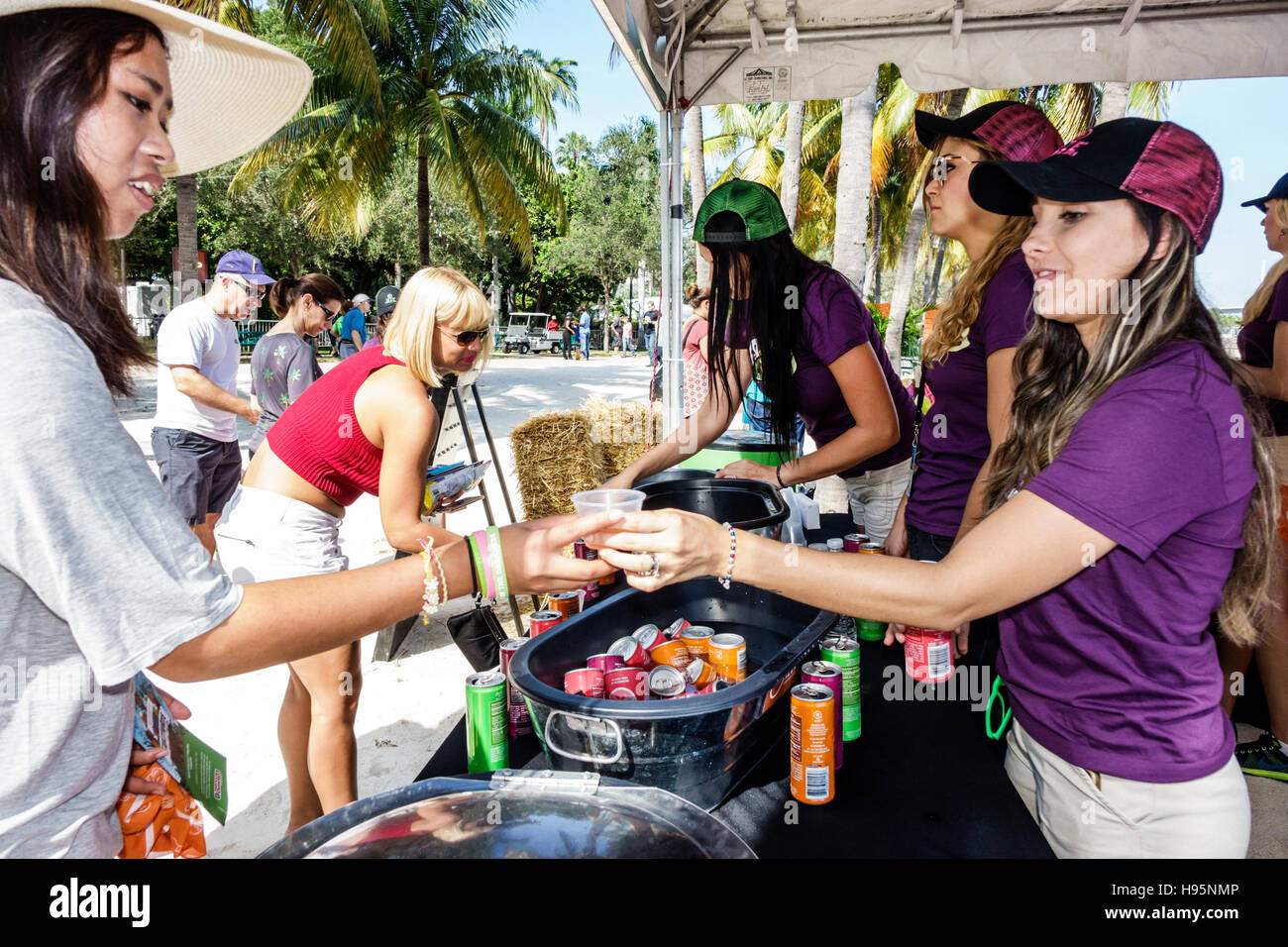 Miami Florida,Bayfront Park,Chipotle Cultivate Festival,vendor vendors ...